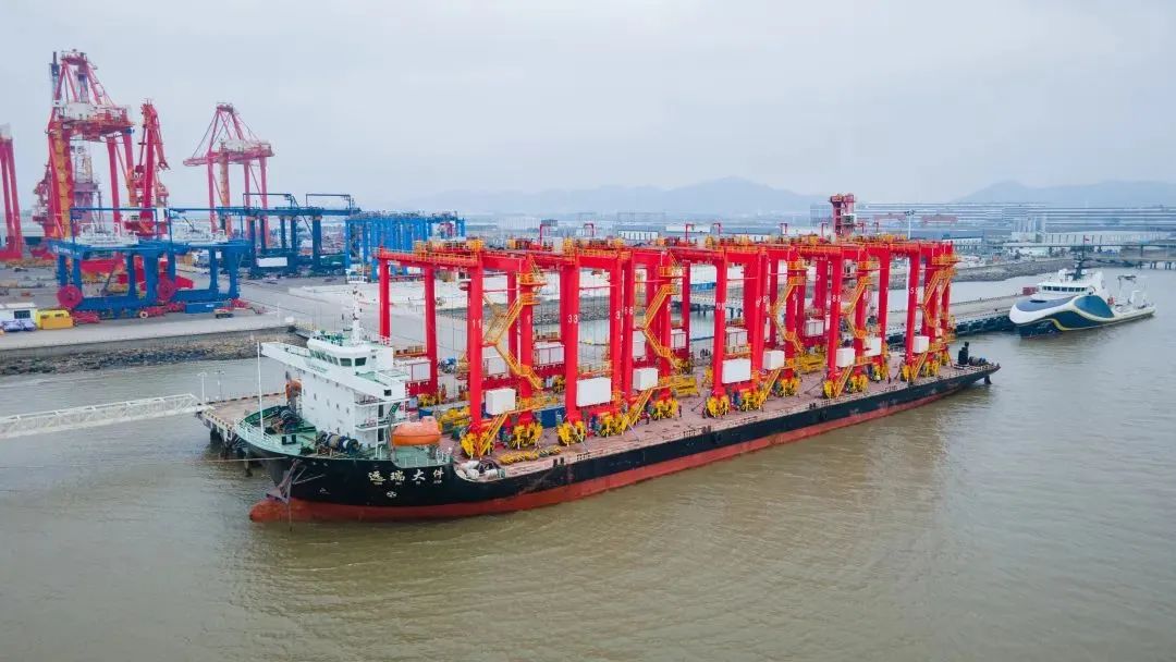 三一海工携手福建融港码头，首批9台RTG成功发运_匠客工程机械